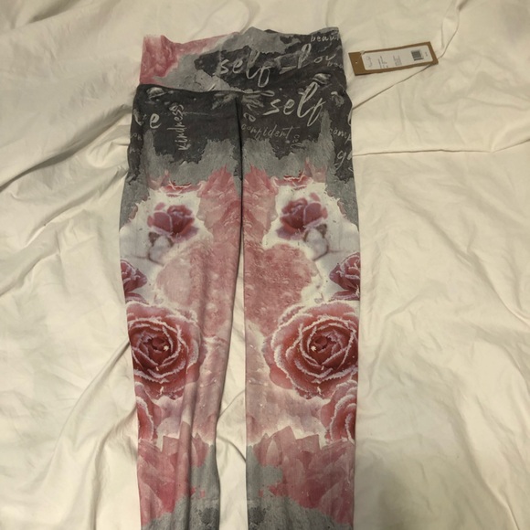 Niyama Sol | Pants & Jumpsuits | Nwt Niyama Sol Yoga Leggings Sz M ...